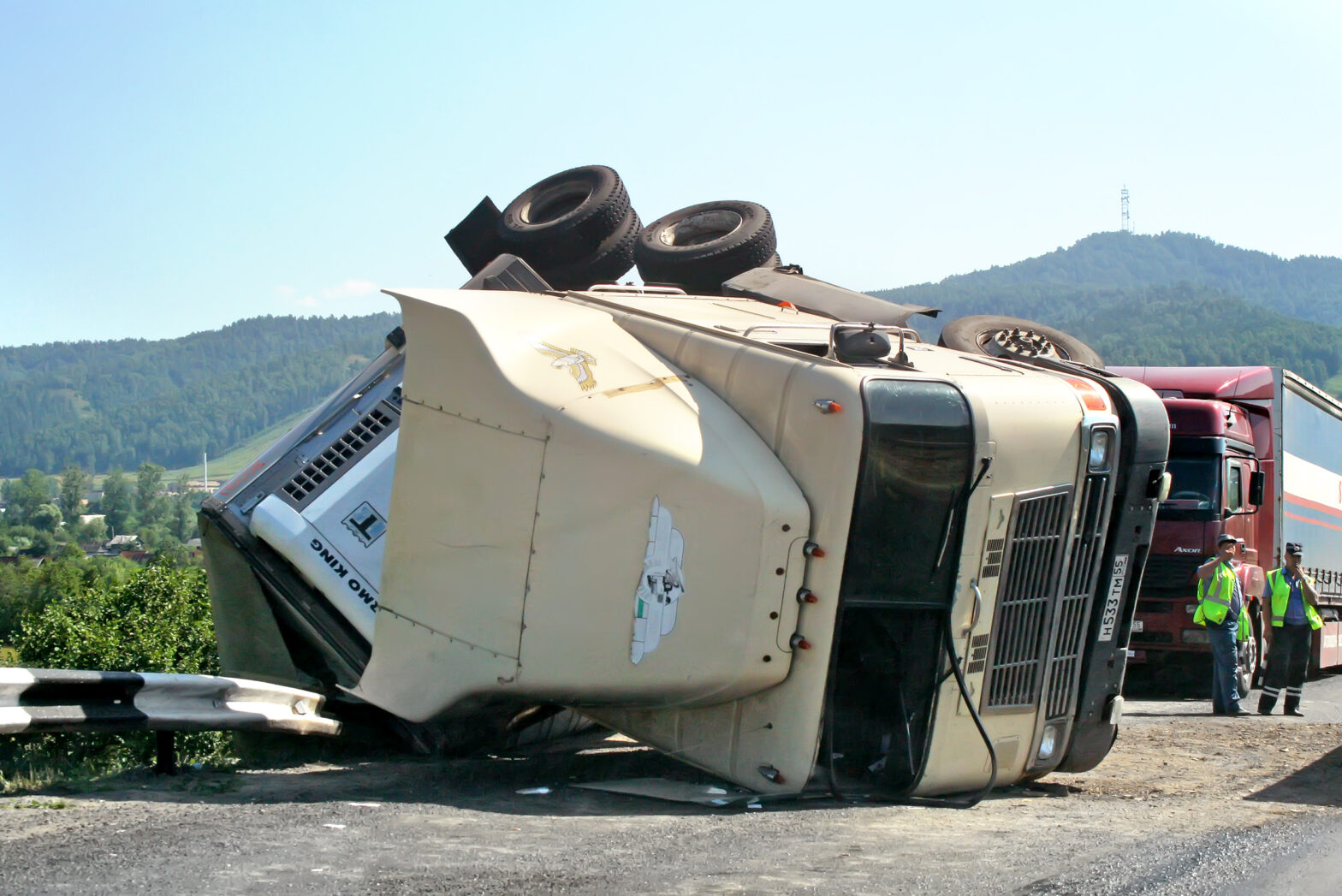 Jackknife Accidents in Houston, TX | Zehl & Associates