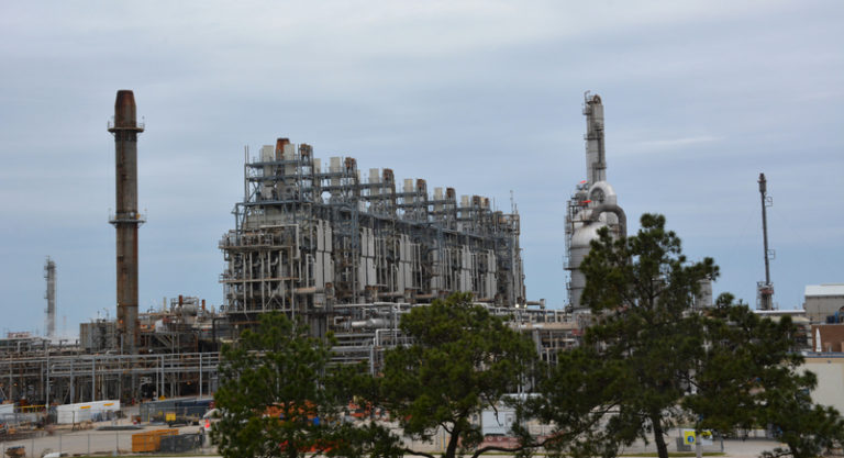 Contractor Killed Valero Port Arthur Refinery | Texas Refinery Accident ...